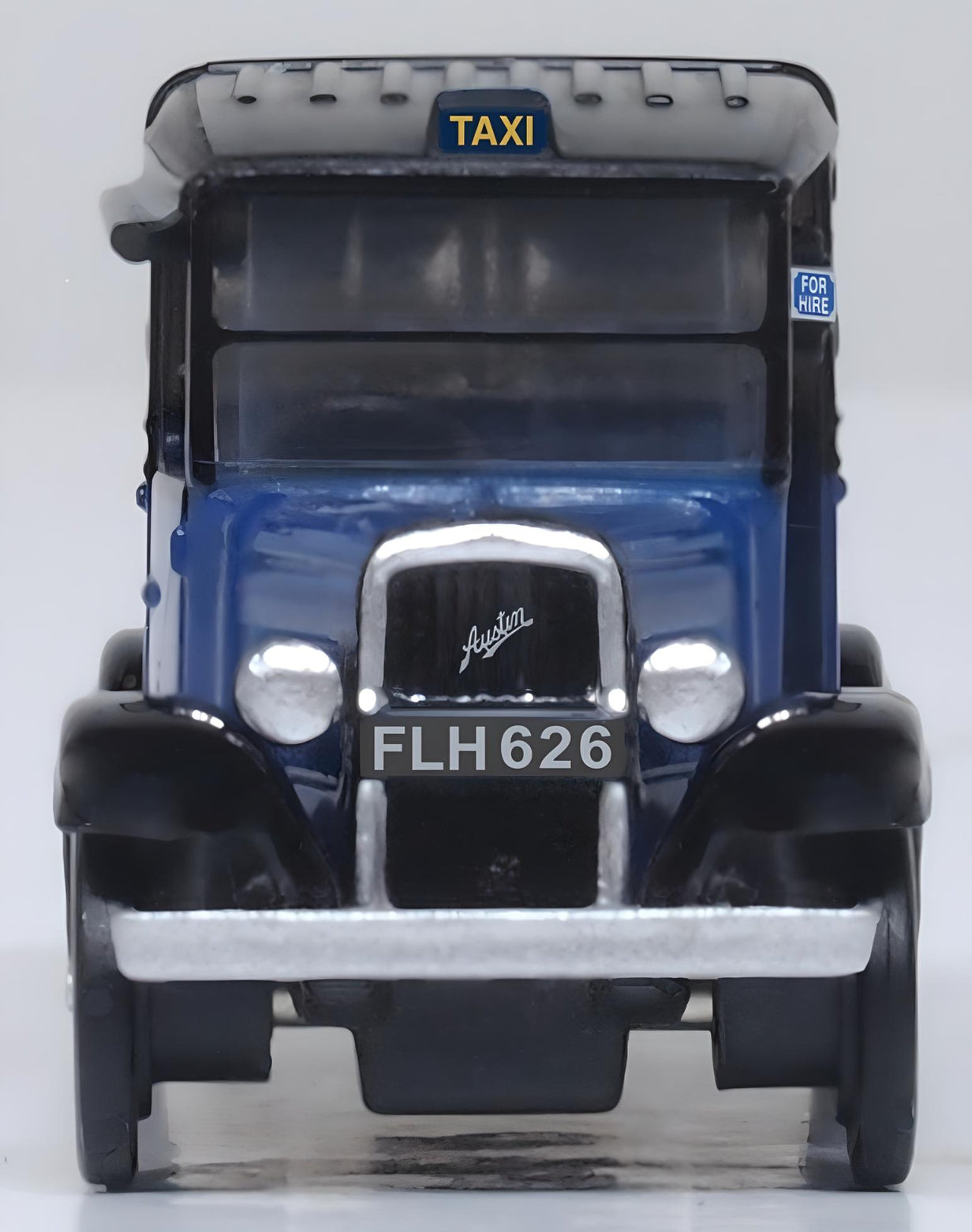 Oxford Diecast Austin Low Loader Taxi Oxford Blue