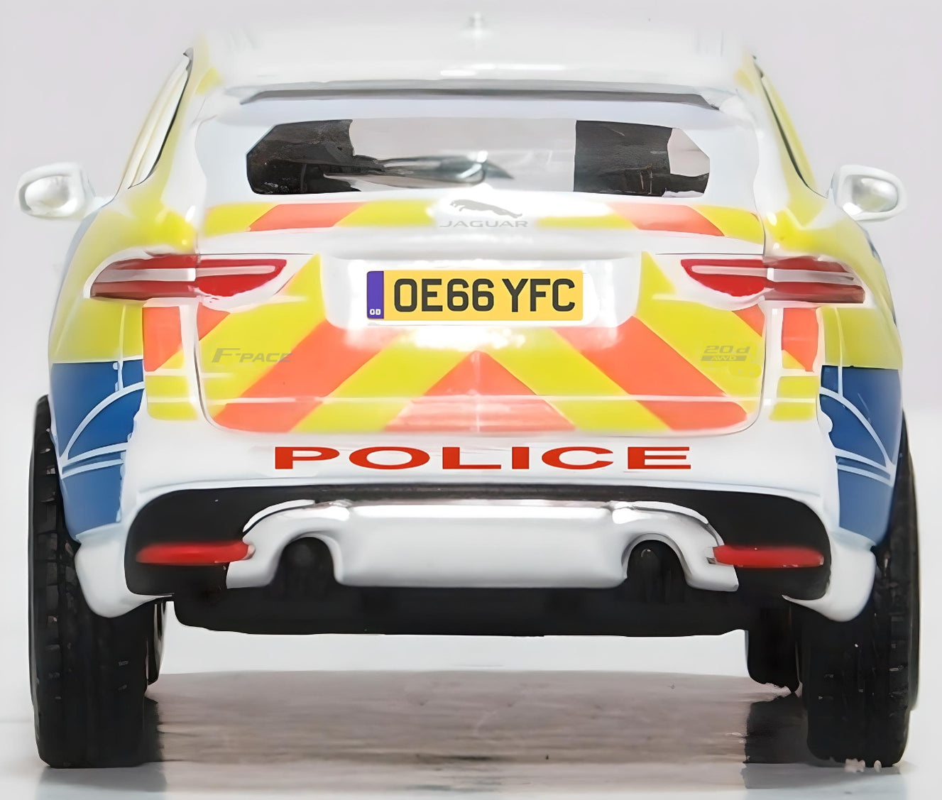 OXFORD DIECAST 1:76 Scale Jaguar F Pace Police — Oxford Diecast