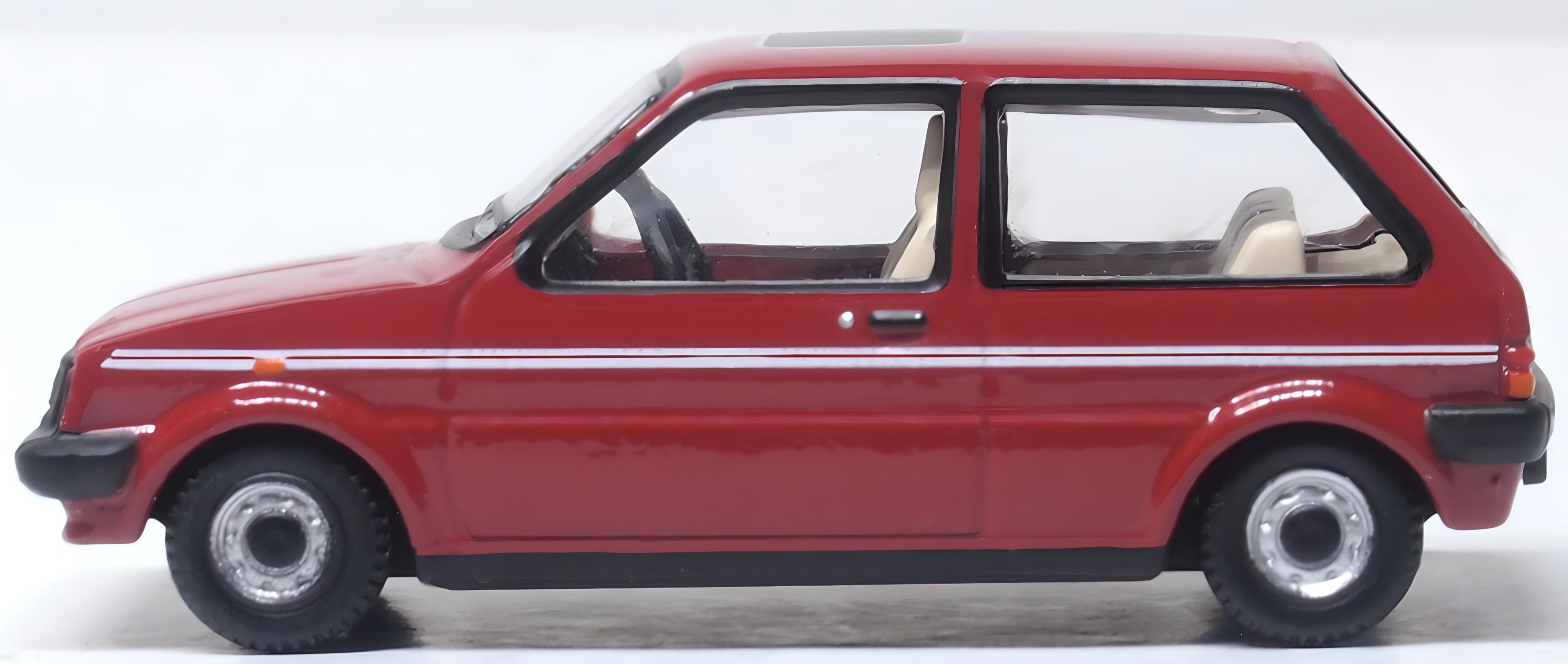 Oxford Diecast Austin Mini Metro Vermillion (Princess Diana)