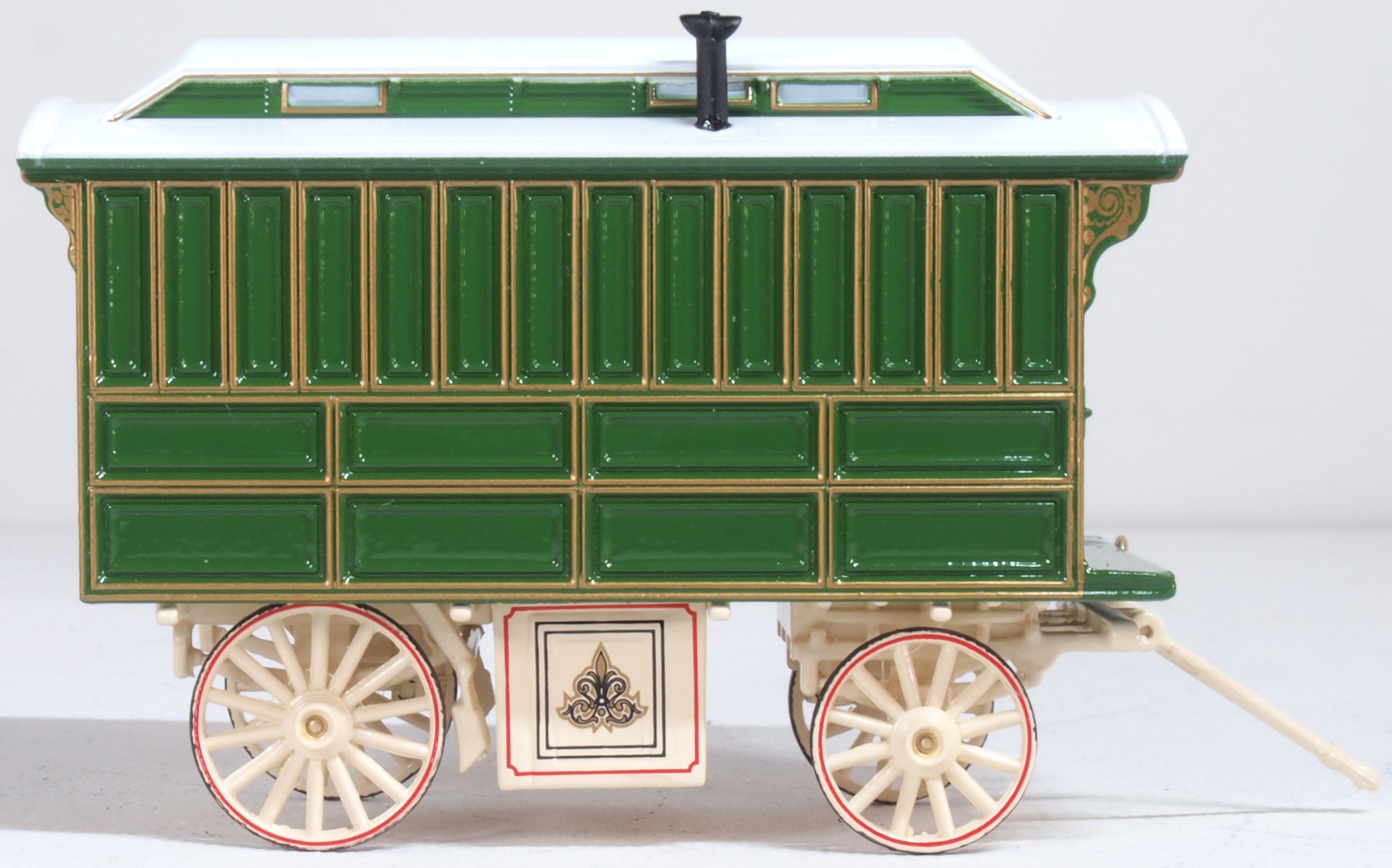 OXFORD DIECAST Scale Showmans Living Wagon Green/Cream — Oxford Diecast