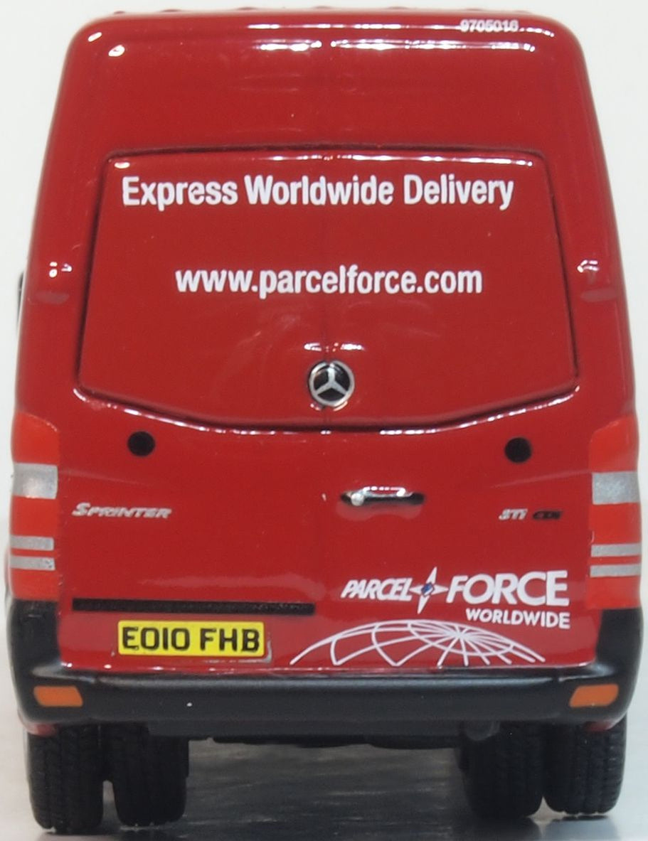 Model of the Parcelforce Mercedes Sprinter by Oxford at 1:76 scale ...