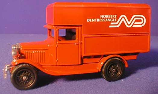 Oxford Diecast Norbert Dentressangle