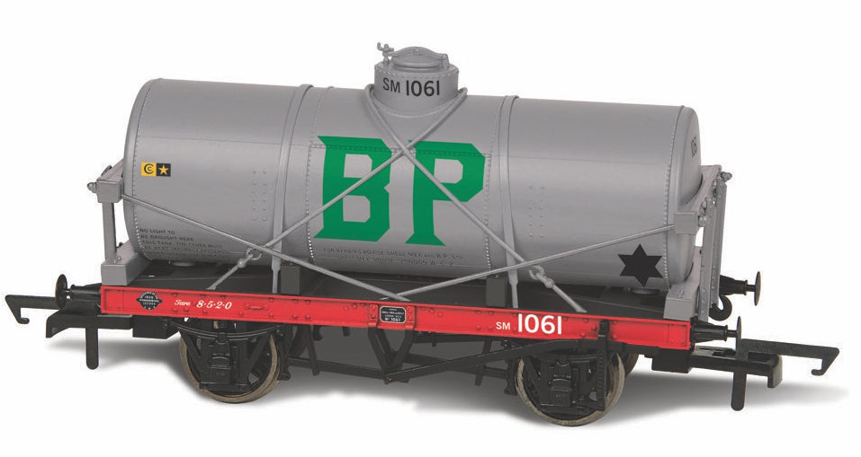 OXFORD RAIL 1:76 Scale PO Tank Wagon BP No 1061 — Oxford Diecast