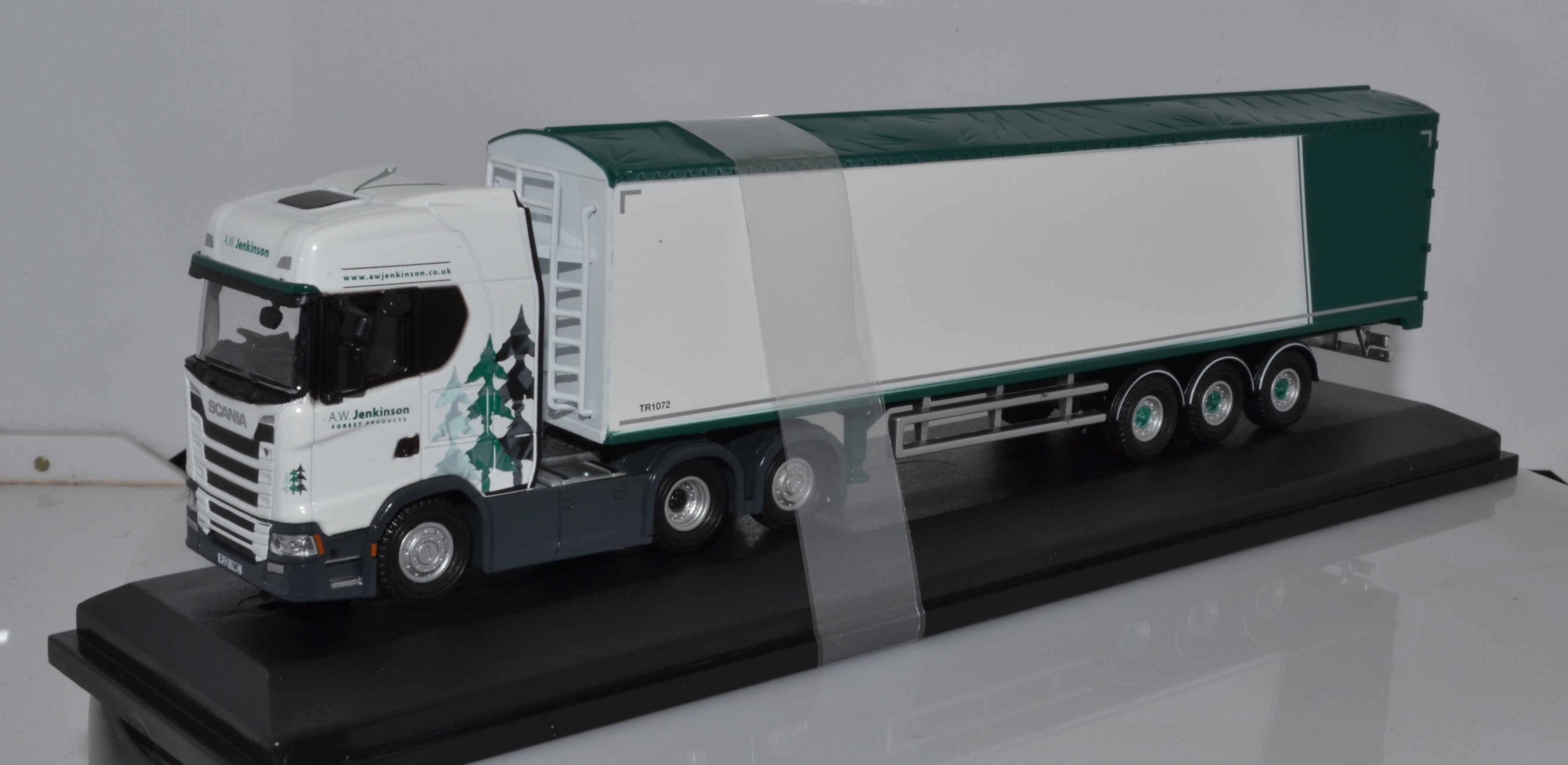 SP162 — Oxford Diecast